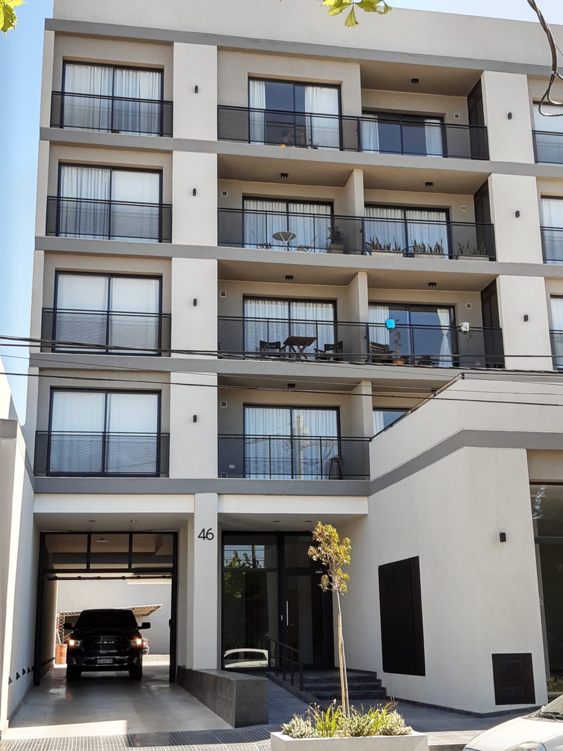 Línea Módena 90° y A30 New Aluar – Complejo de Departamentos – Grupo ...